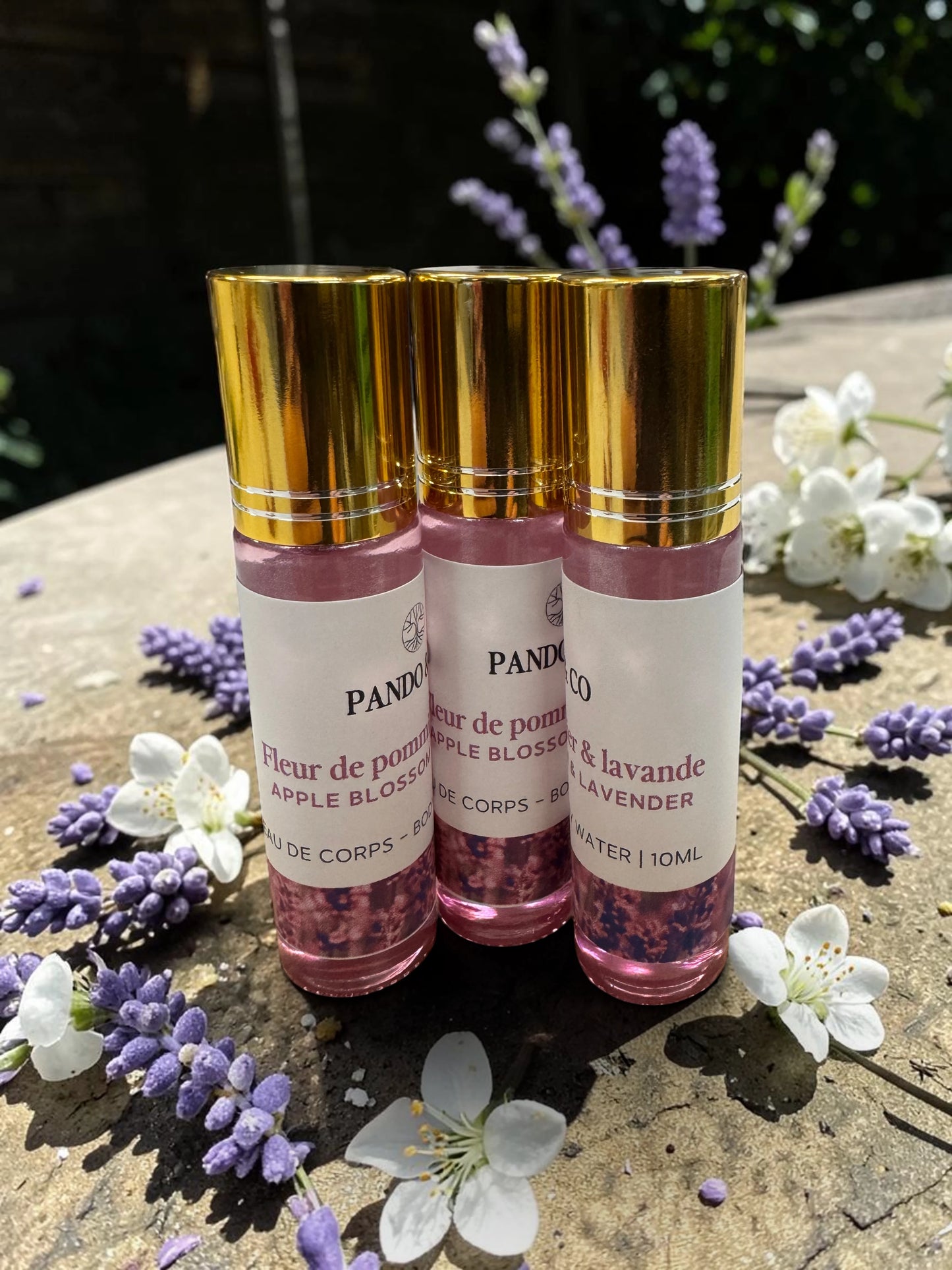 Roll-on Fleur pommier et lavande (eau de corps) 10 ml – Pando & co